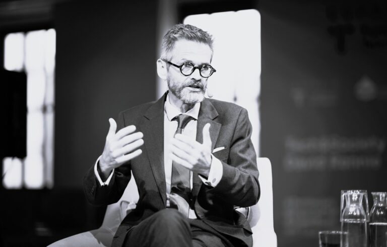 David Rennie, editor en ‘The Economist’: “China quiere ser tan poderosa ...